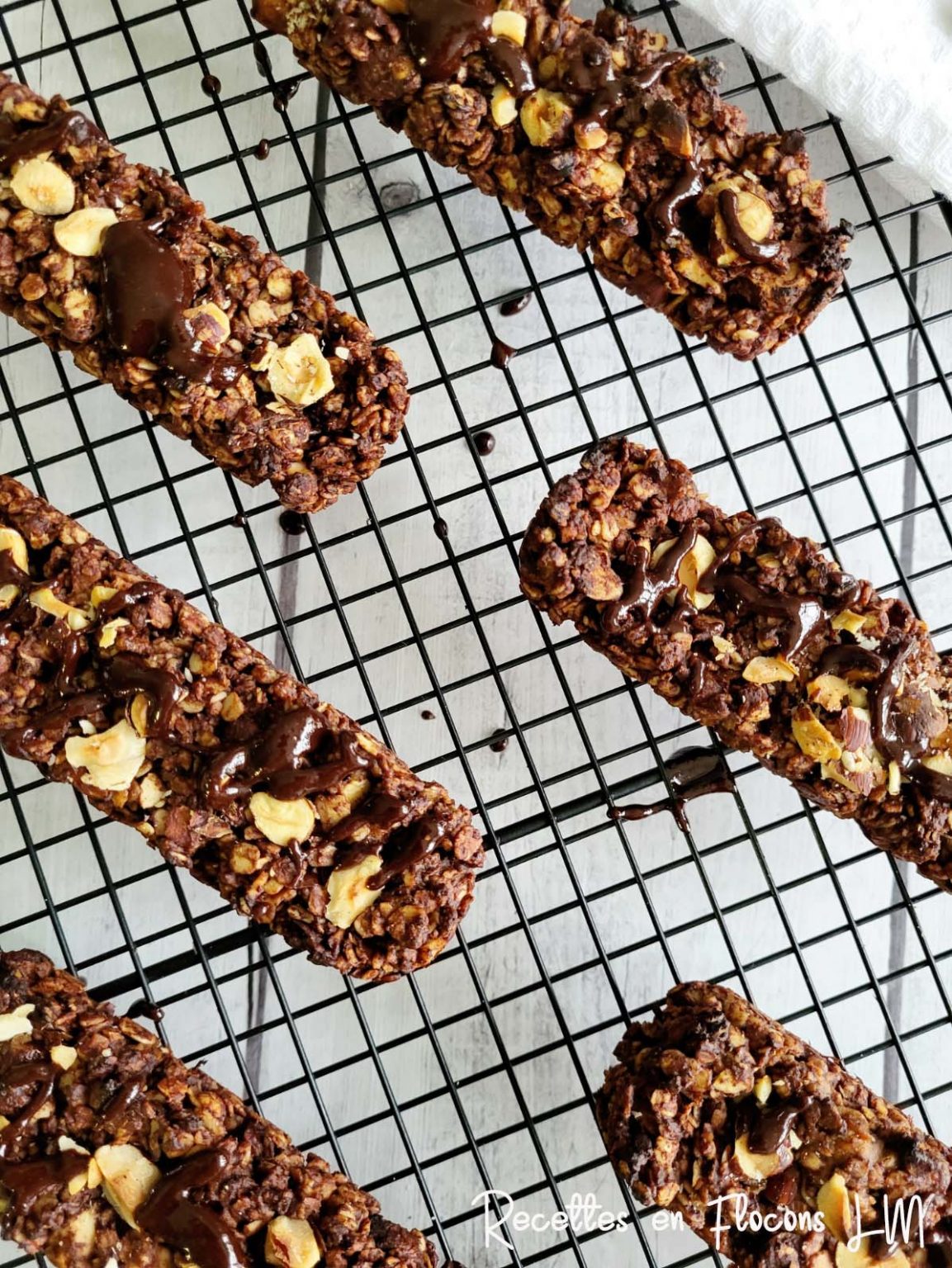 BARRES AUX FLOCONS D’AVOINE, CHOCOLAT-NOISETTES - RECETTES EN FLOCONS